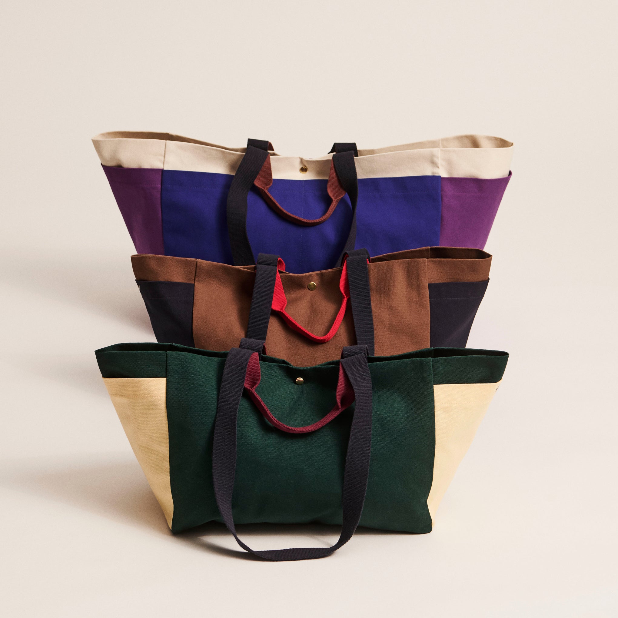 HAY Weekend Multi Bag - Electric Blue Multi – MoMA Design Store