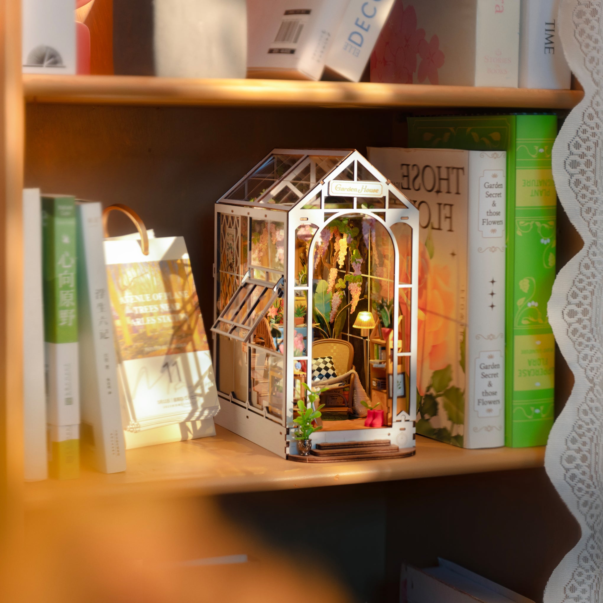 Rolife DIY Book Nook Garden House - Garden – MoMA Design Store
