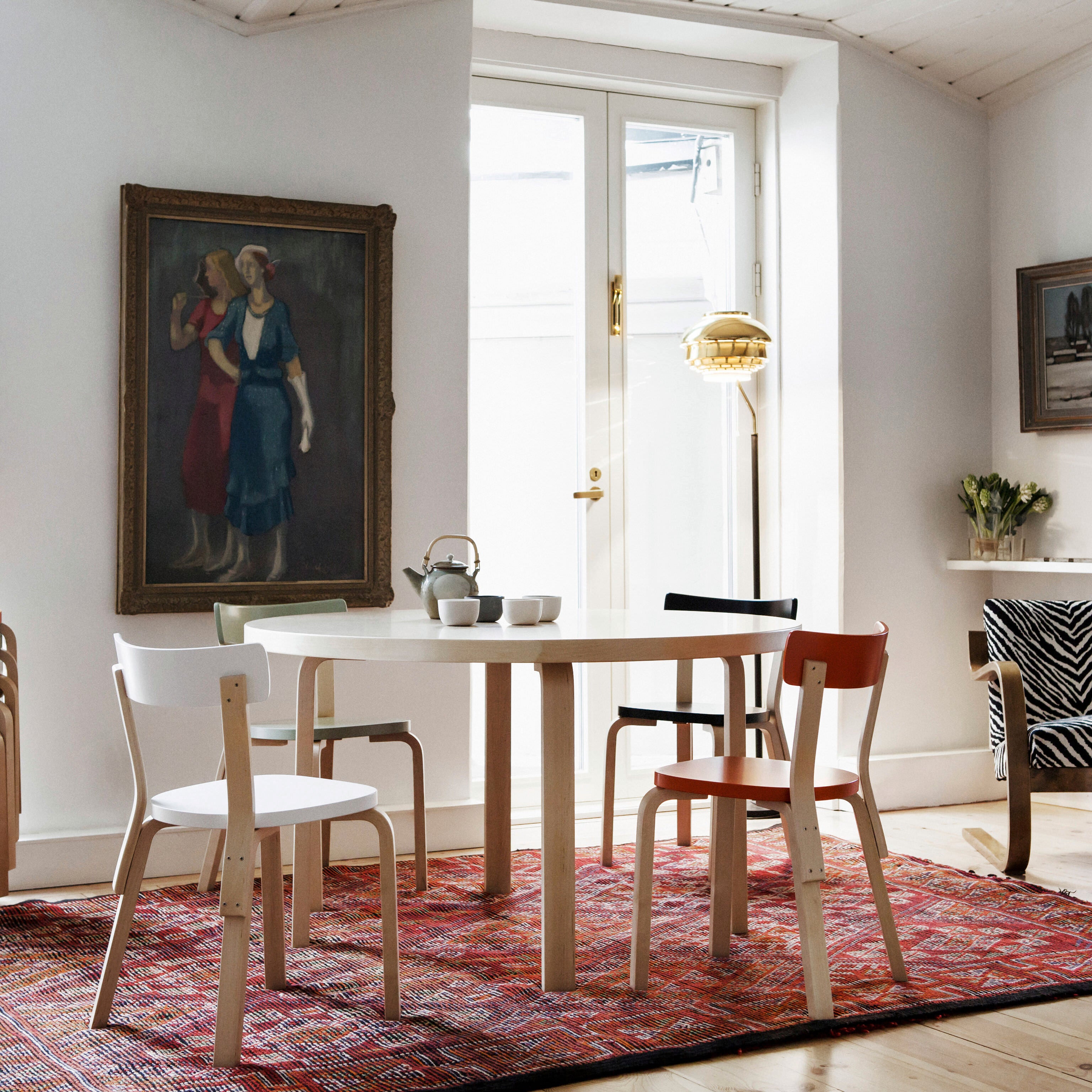 Artek Aalto Round Table 91 - Birch – MoMA Design Store