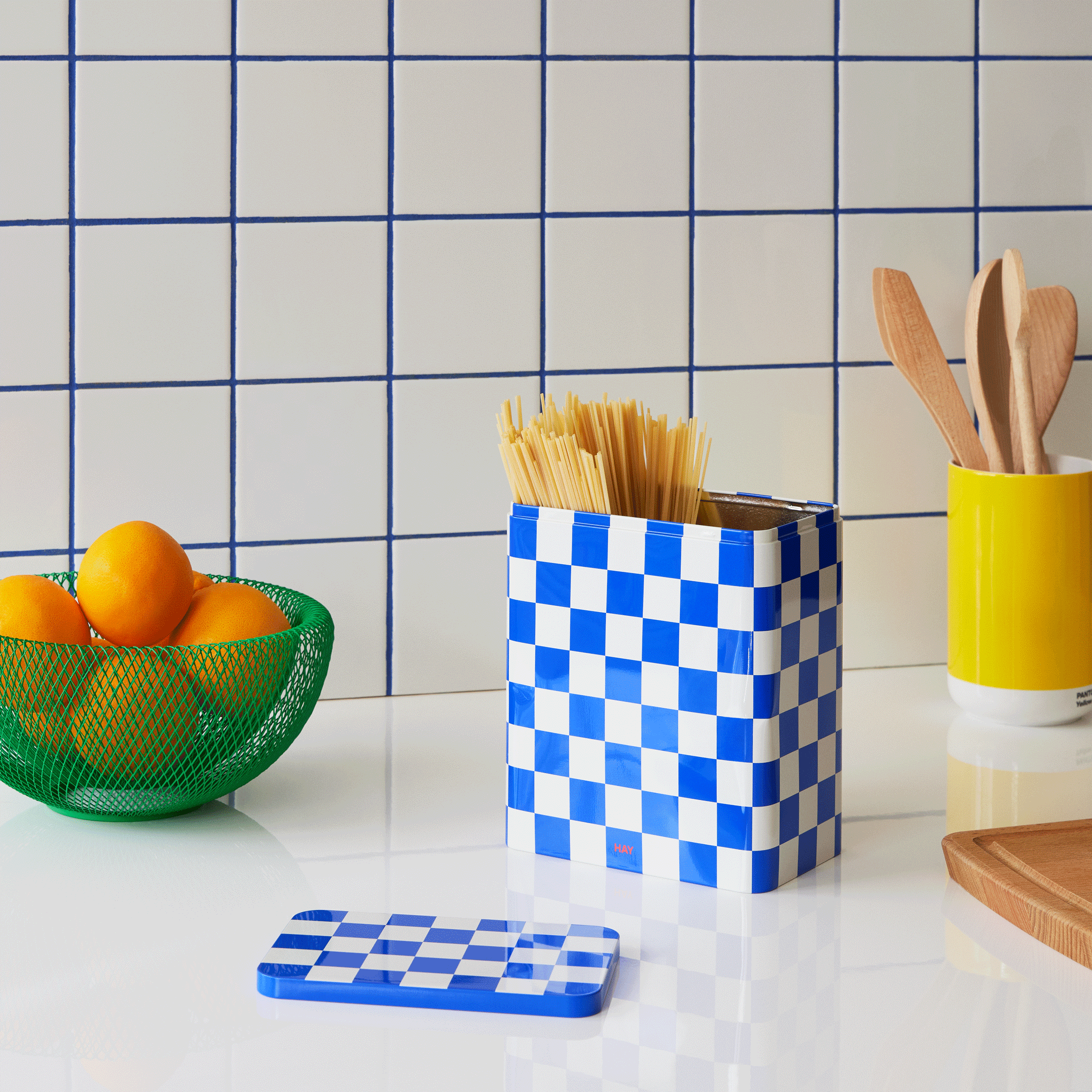 HAY Tin Container - Blue/ Off White – MoMA Design Store