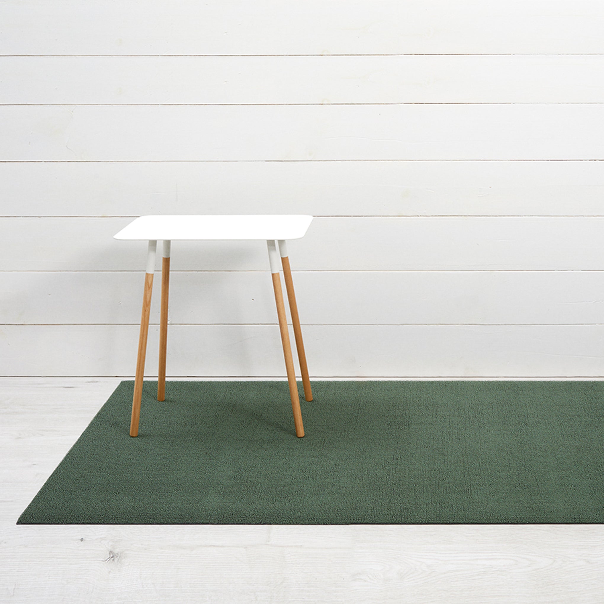 Chilewich Solid Shag Floor Mat - Cactus – MoMA Design Store