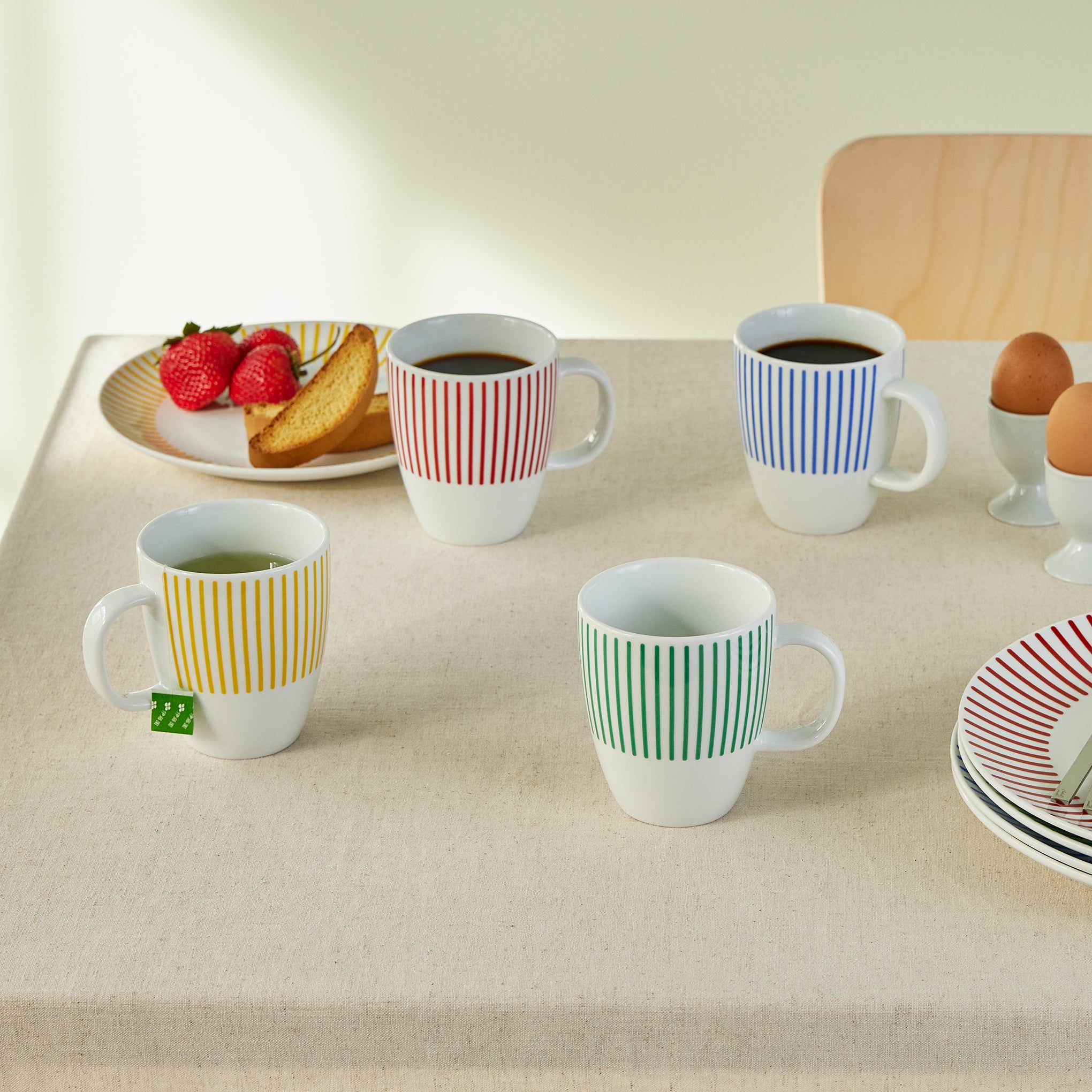 Bodum Jazz Porcelain Mugs - Set of 4 – MoMA Design Store