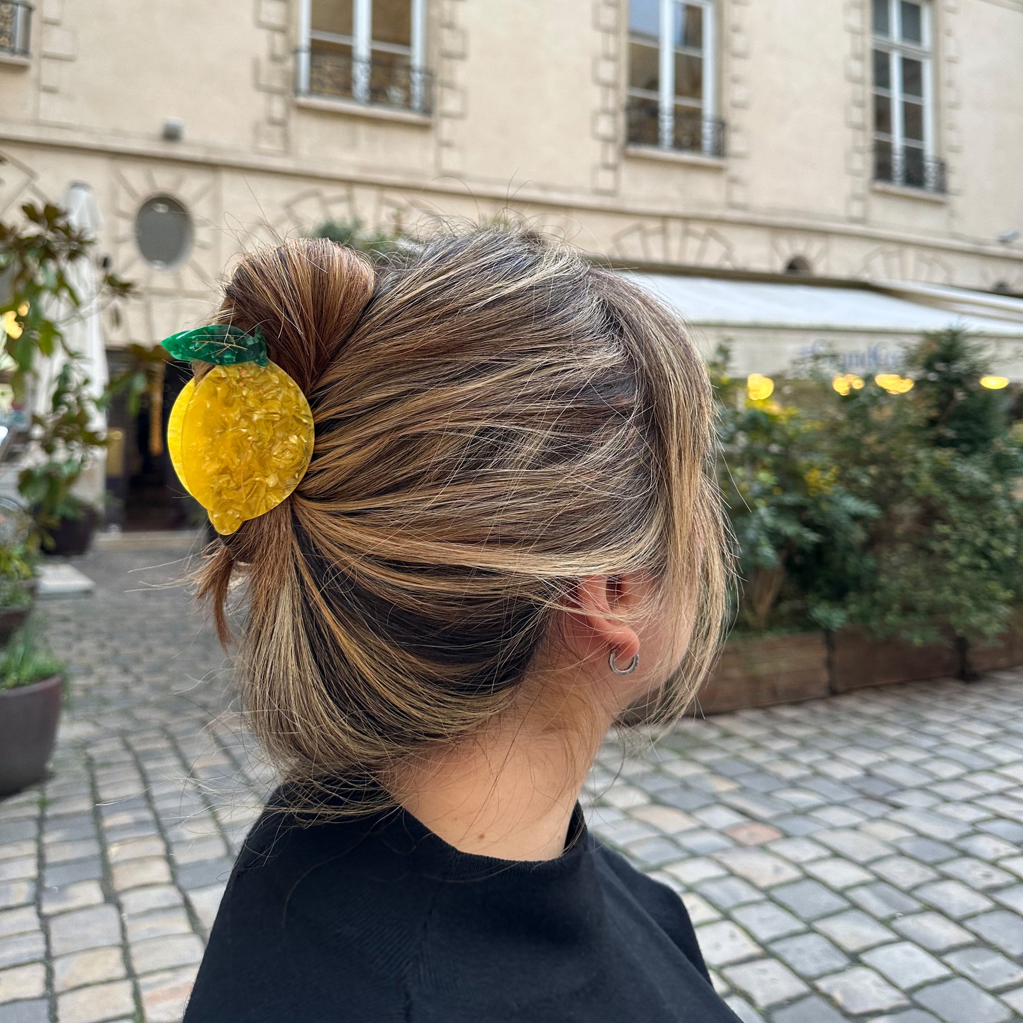Solar Eclipse Hair Clip - Lemon – MoMA Design Store