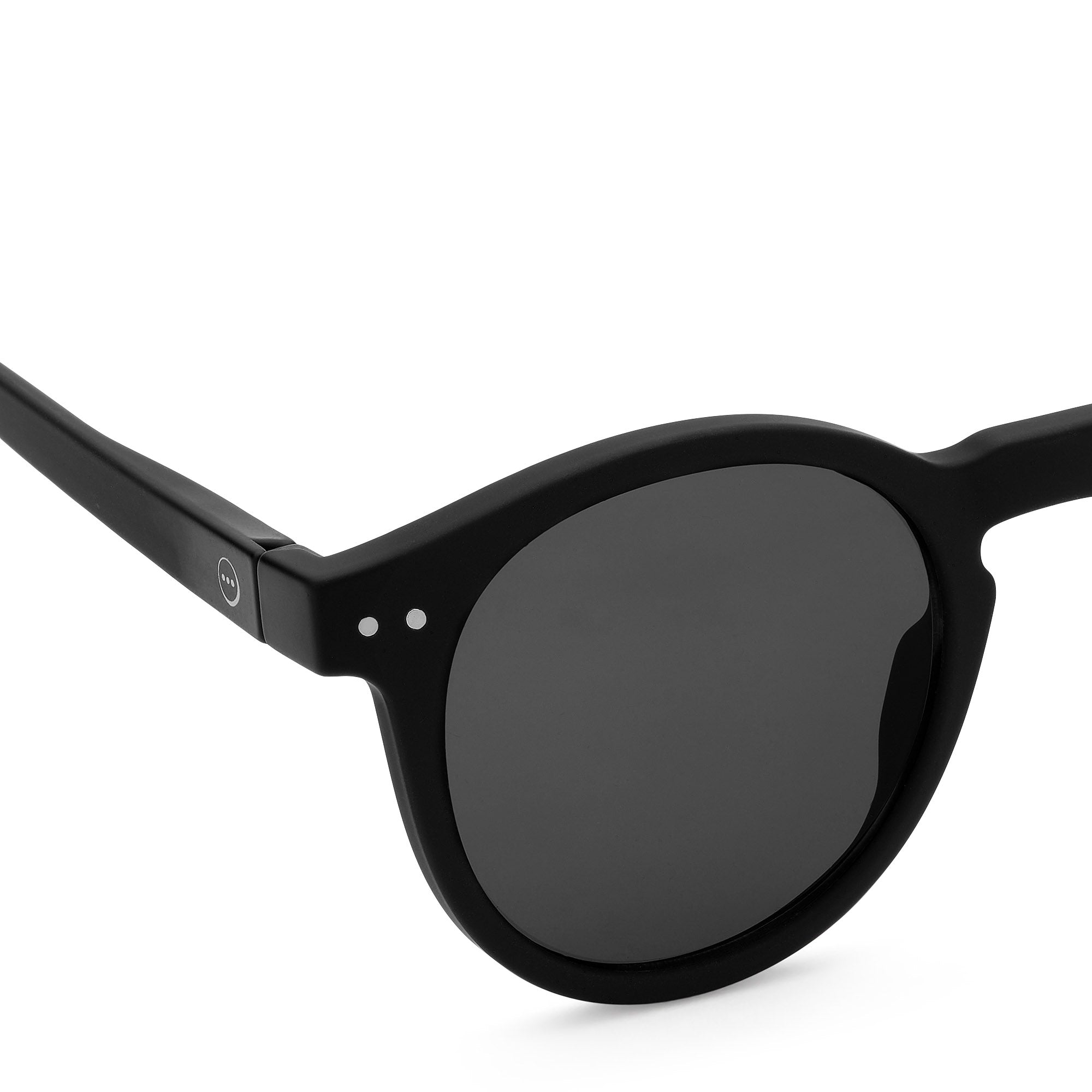 IZIPIZI Round Sunglasses #M - Black – MoMA Design Store