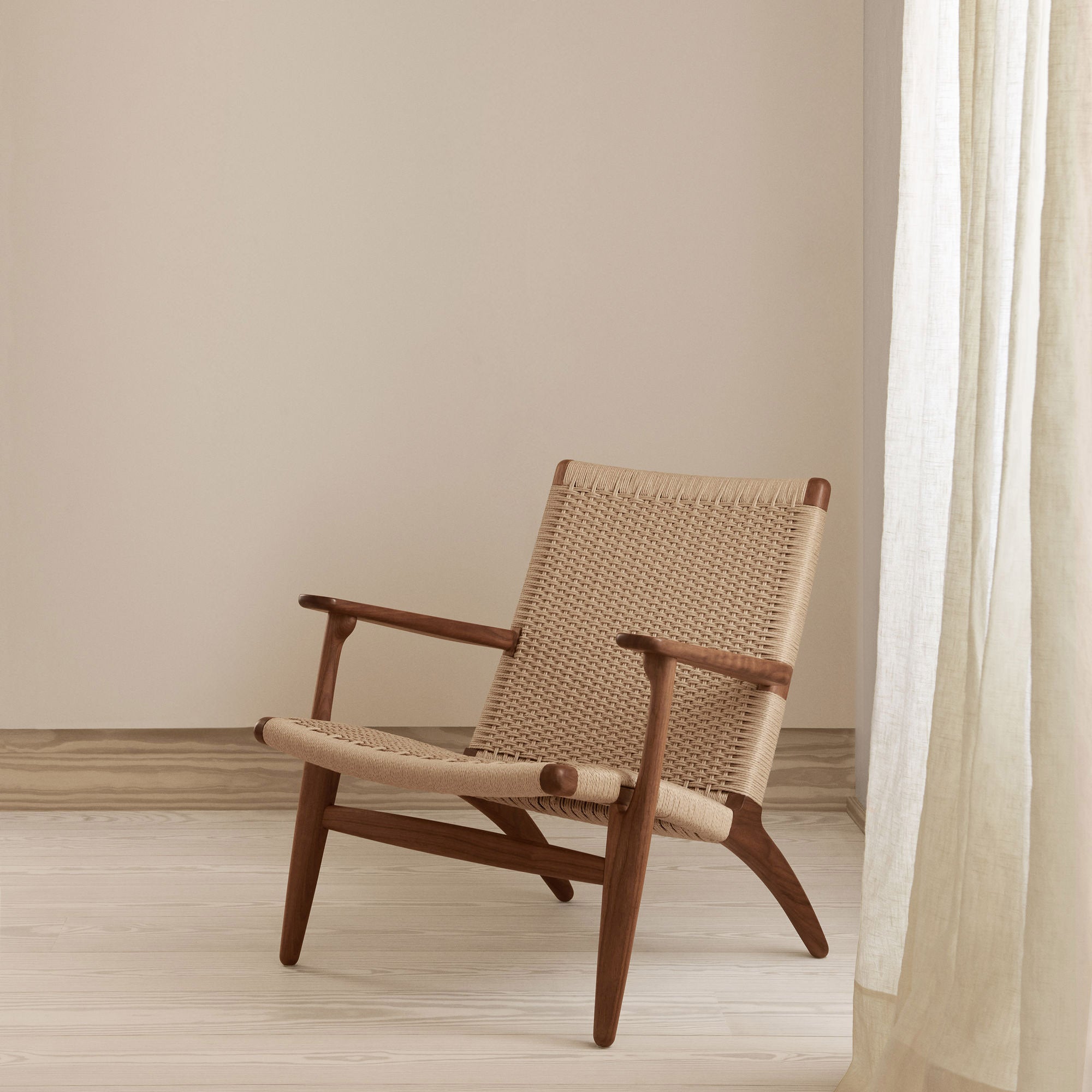 CH25 Lounge Chair - Oak Oil – MoMA Design Store