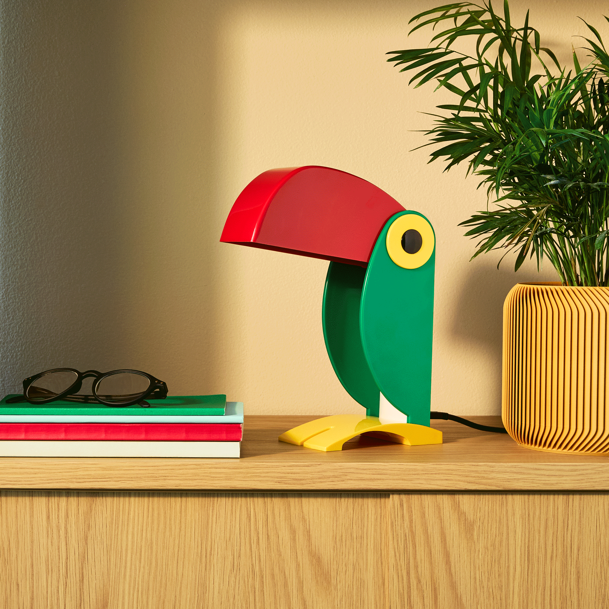 Toucan LED Desk Lamp – MoMA Design Store