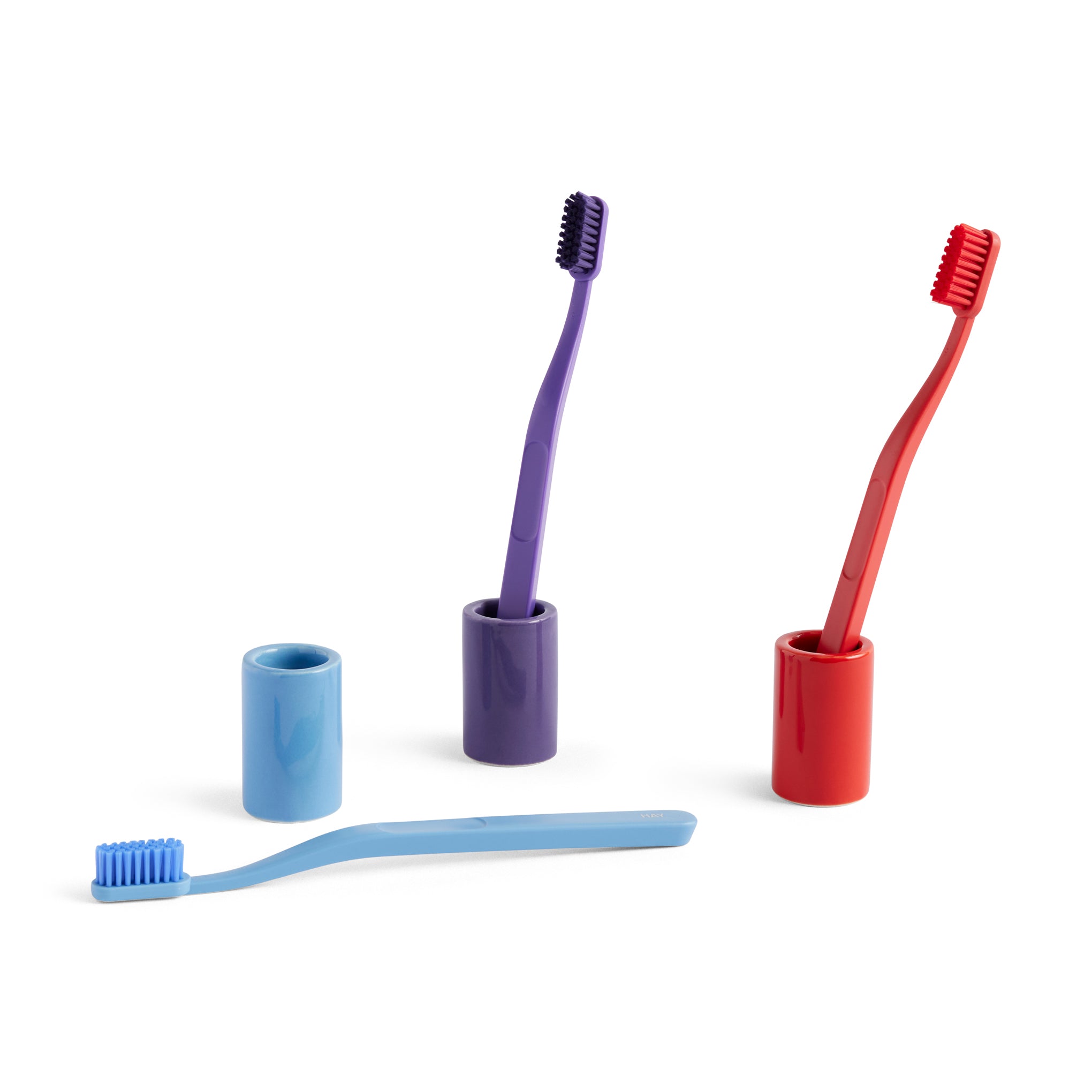 HAY Tann Recycled Plastic Toothbrush - Light Blue – MoMA Design Store