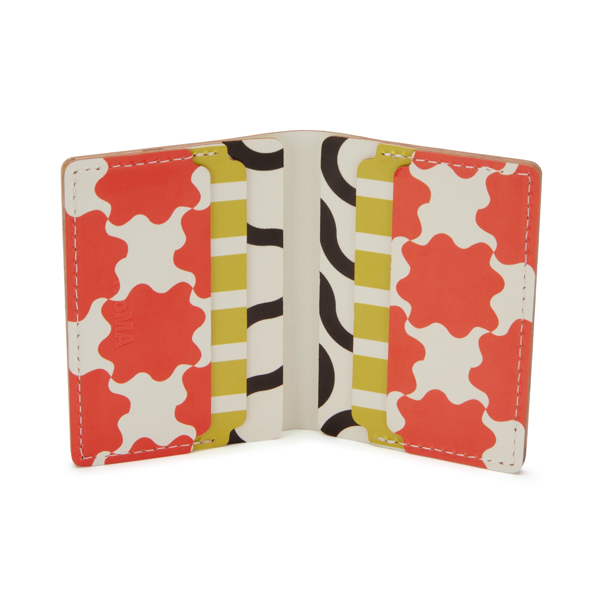 Dusen Dusen Recycled Leather Double Card Holder - Arc – MoMA Design Store