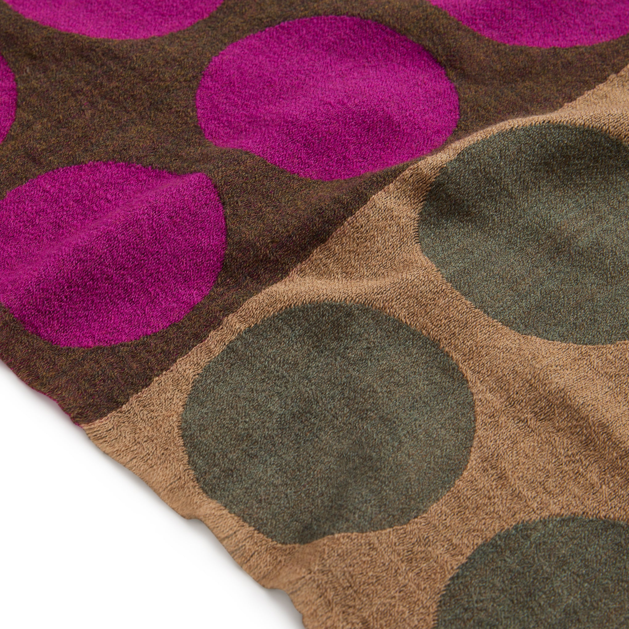 Traits Lucy Wool-Silk Scarf – MoMA Design Store