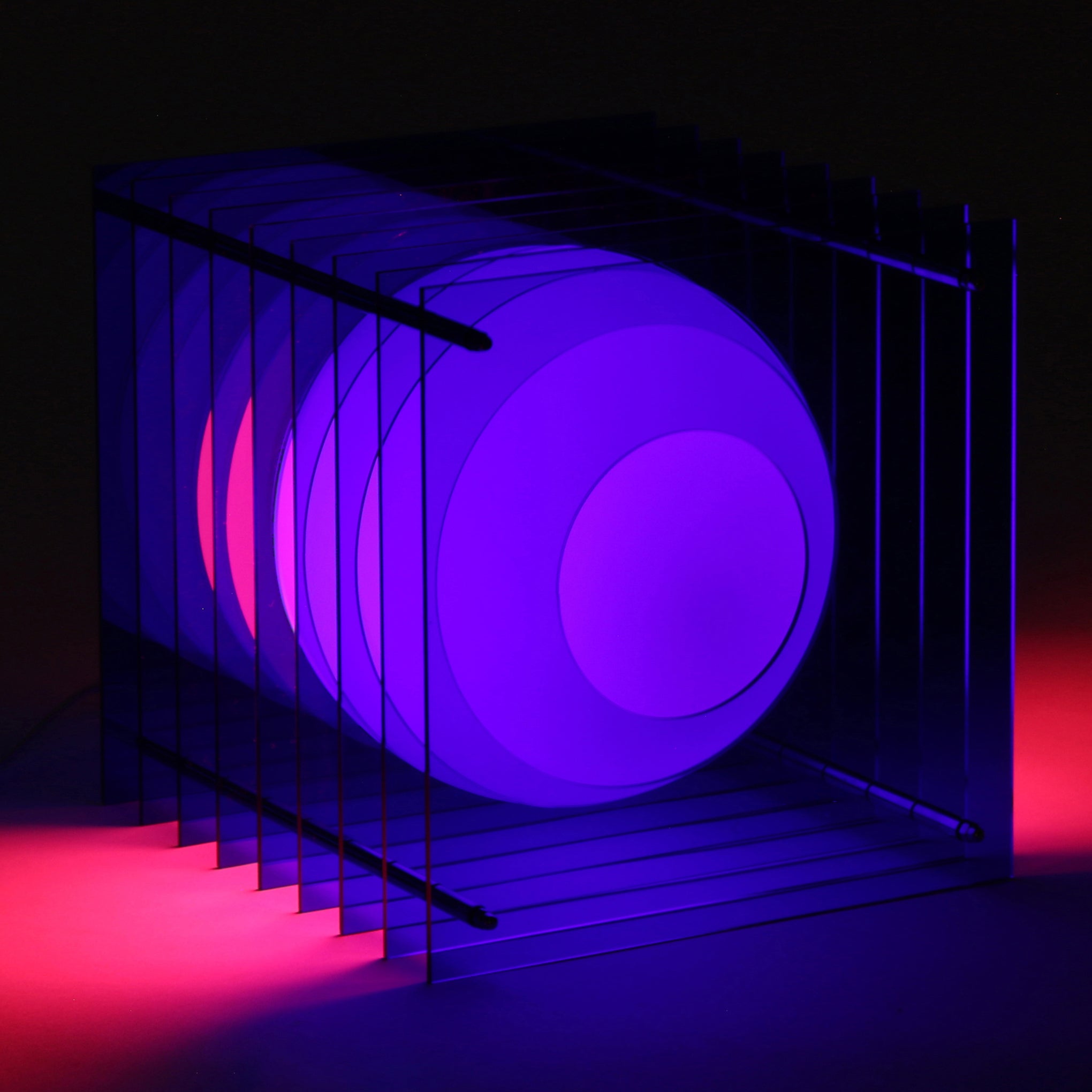 Lớp Layers Table Lamp - Blue/ Pink – MoMA Design Store