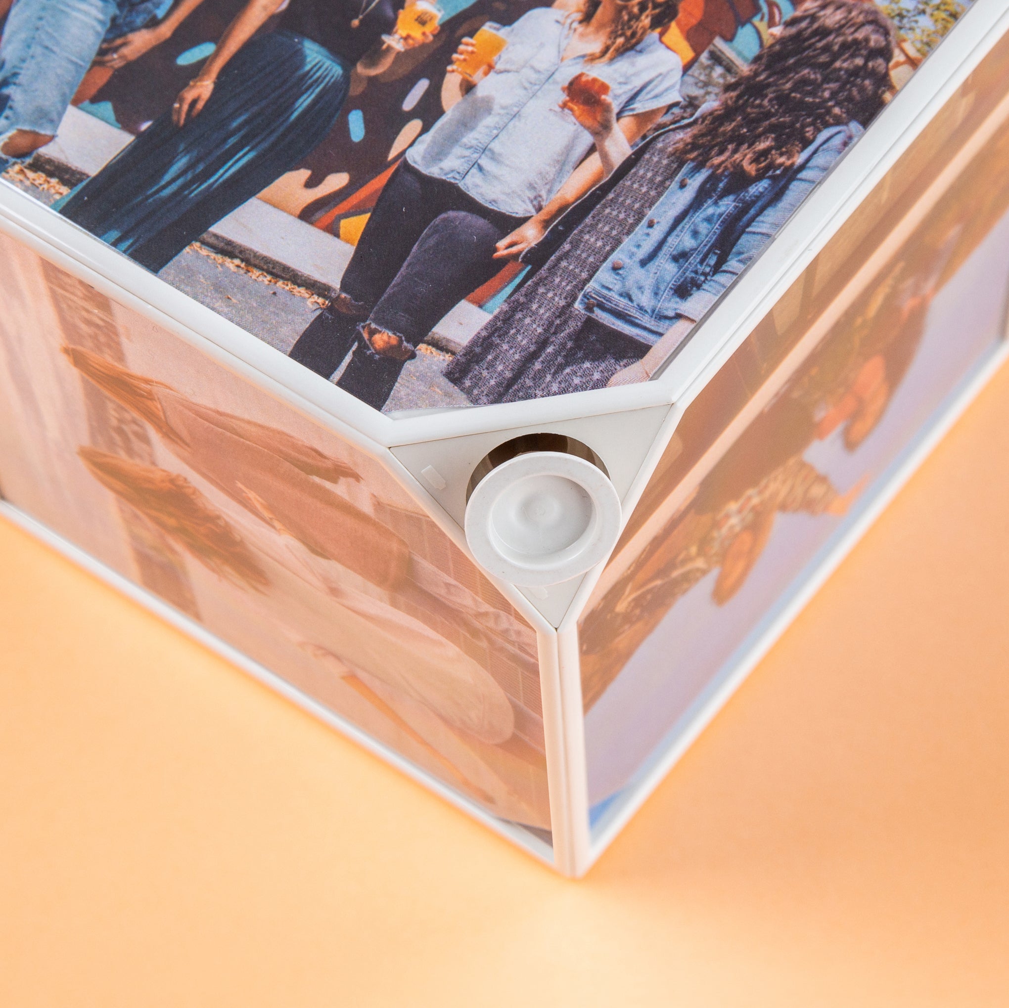 Rotating Cube Photo Frame – MoMA Design Store
