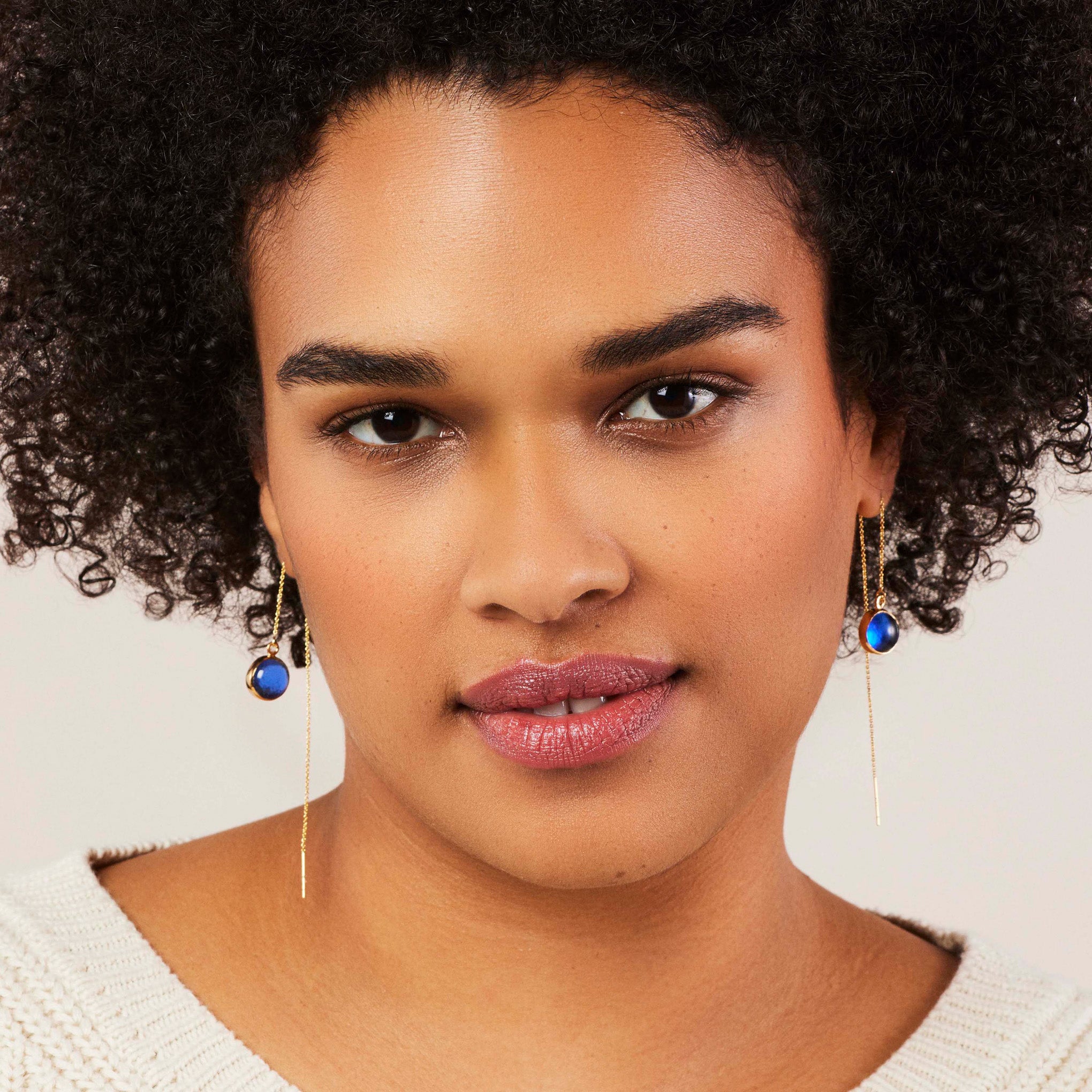 Soko Gold-Plated Umbo Chain Threader Earrings – MoMA Design Store