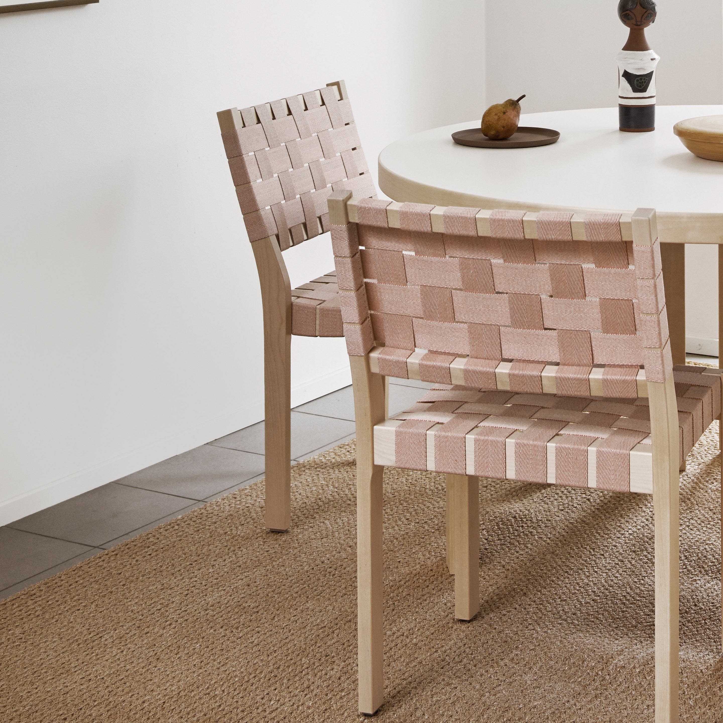Artek Aalto Round Table 91 - Birch – MoMA Design Store